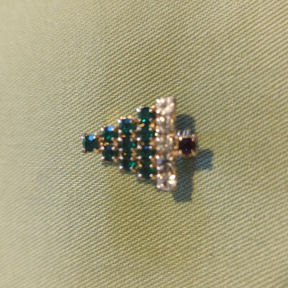 Vintage | Jewelry | Vintage Holiday Tree Pin | Poshmark